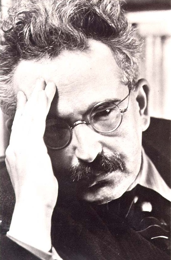 5 luglio 2013 ore 18:10 QUALCHE NOTIZIA SU WALTER BENJAMIN (1892-1940 ...